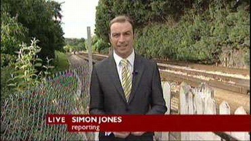 Simon Jones • Biography & Images