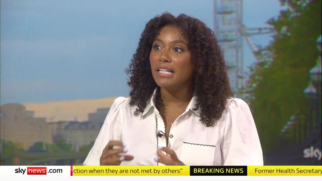 Mhari Aurora • Biography & Images