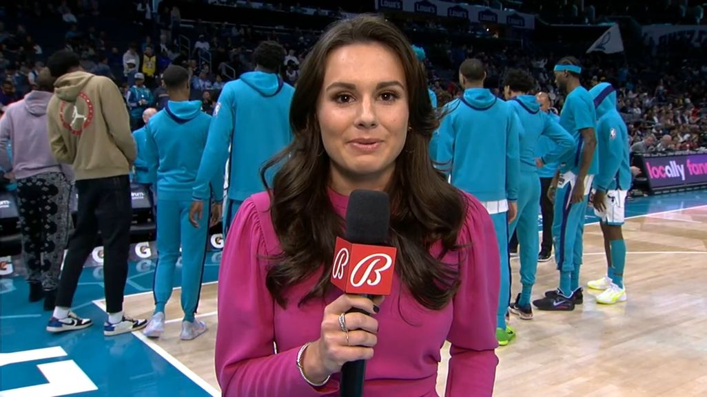 Lauren Hoffman • Biography & Images