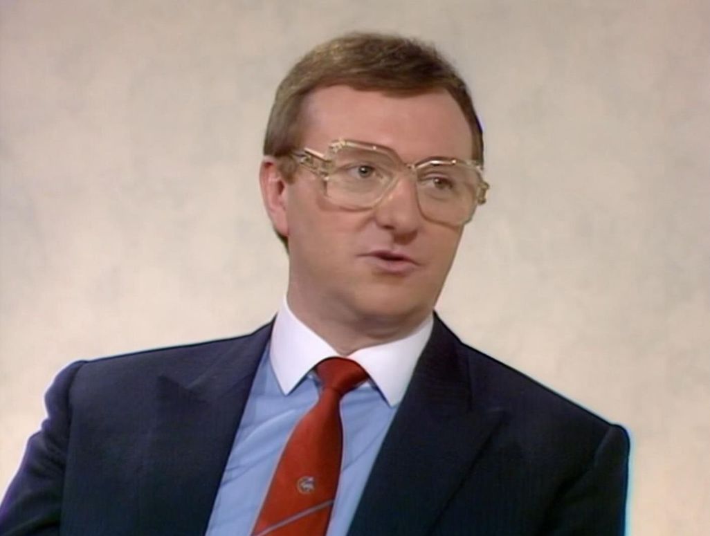 Dennis Taylor • Biography & Images